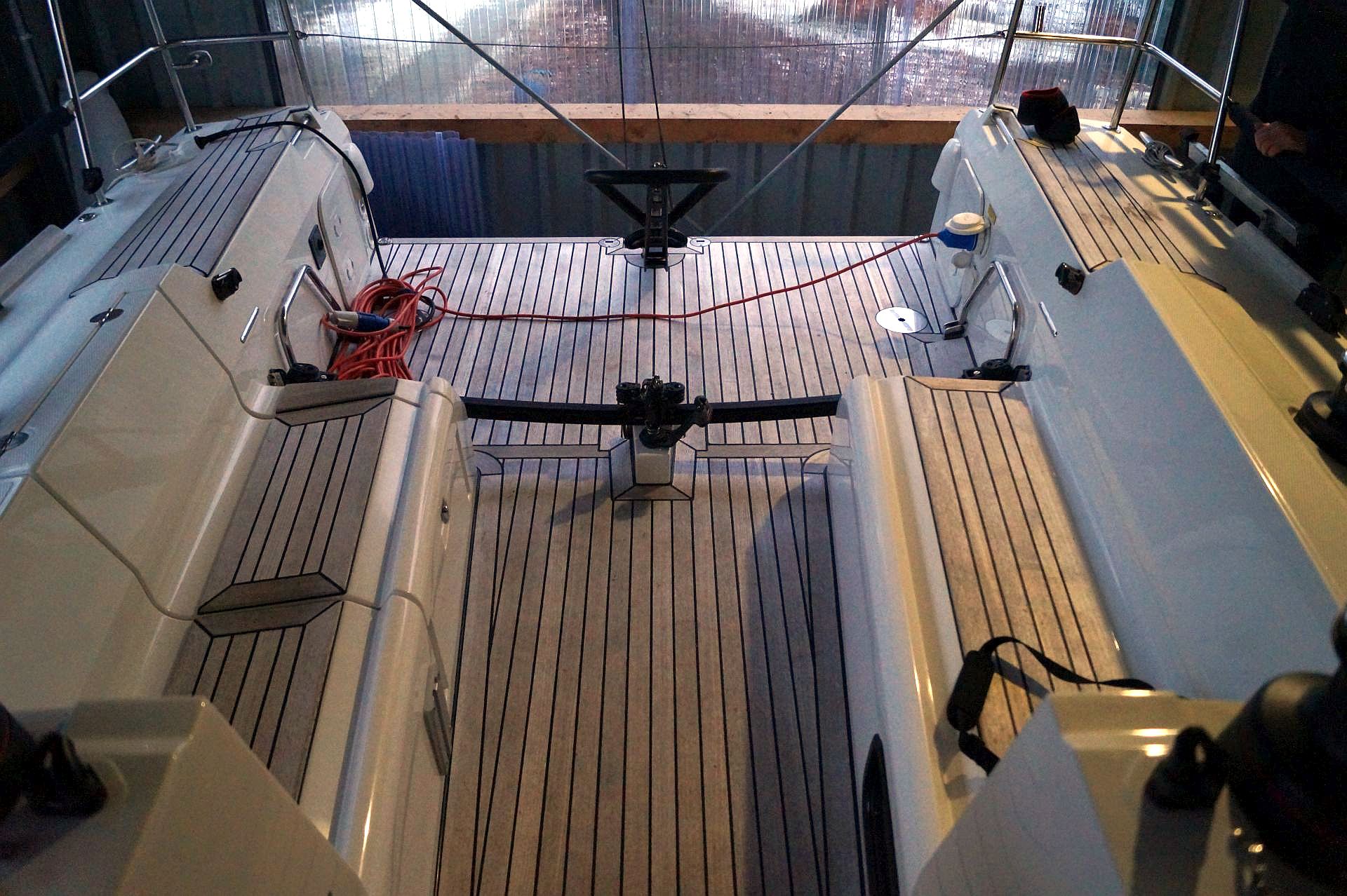 Gebrauchte ELAN 310 zu verkaufen