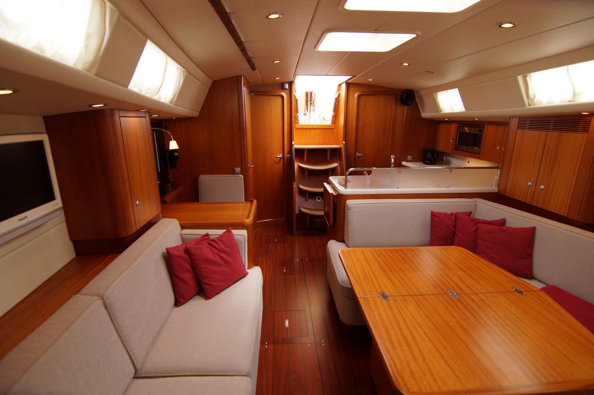 Pre-owned NAJAD 440ac