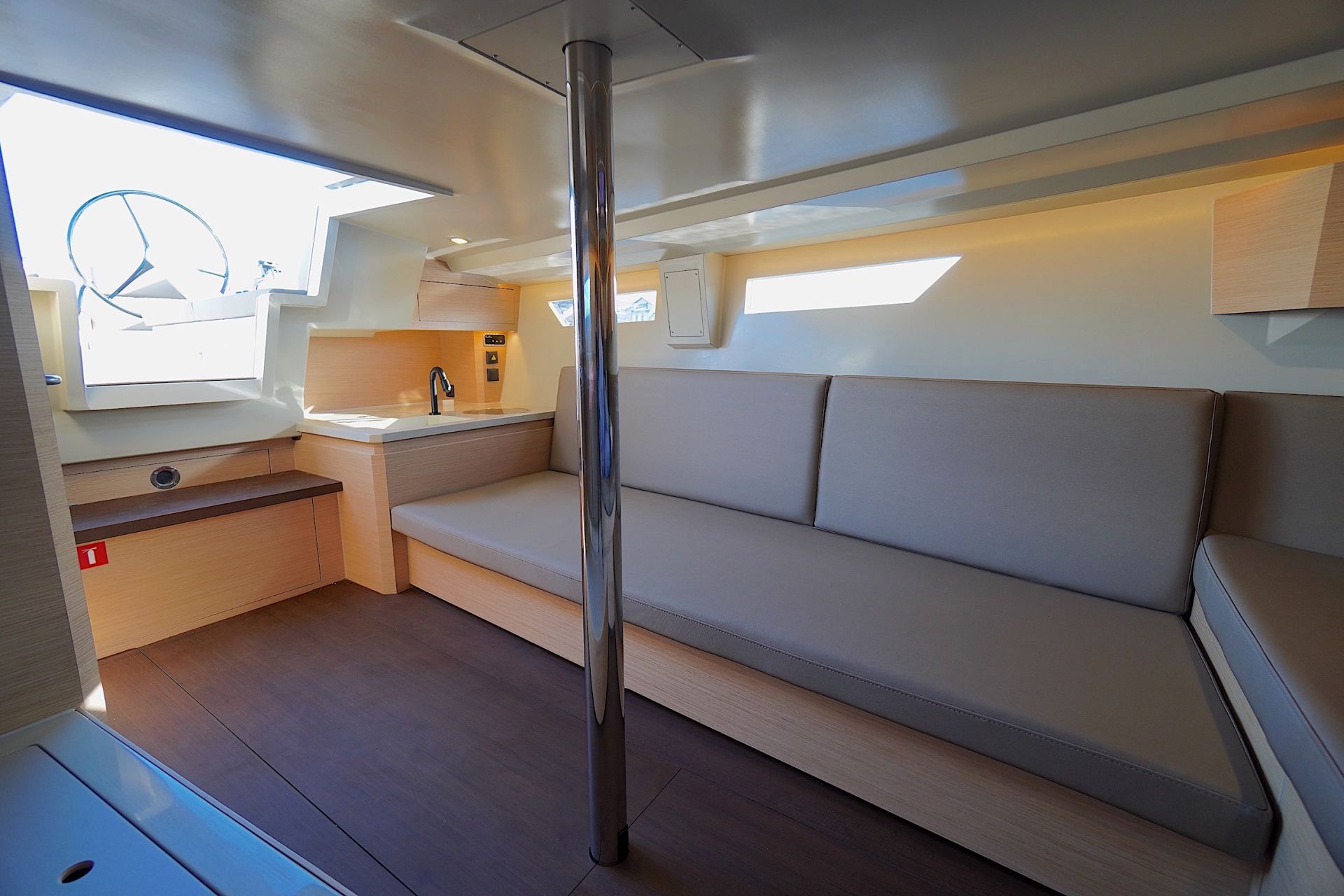 Saffier SE 33 Life | Sportlicher Lifestyle-Daysailer